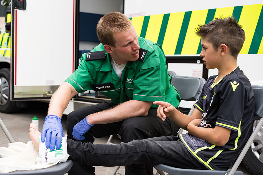 St. John Ambulance First Aid : St John Ambulance Canada Wikipedia ... St. John Ambulance First Aid : St John Ambulance Canada Wikipedia ...